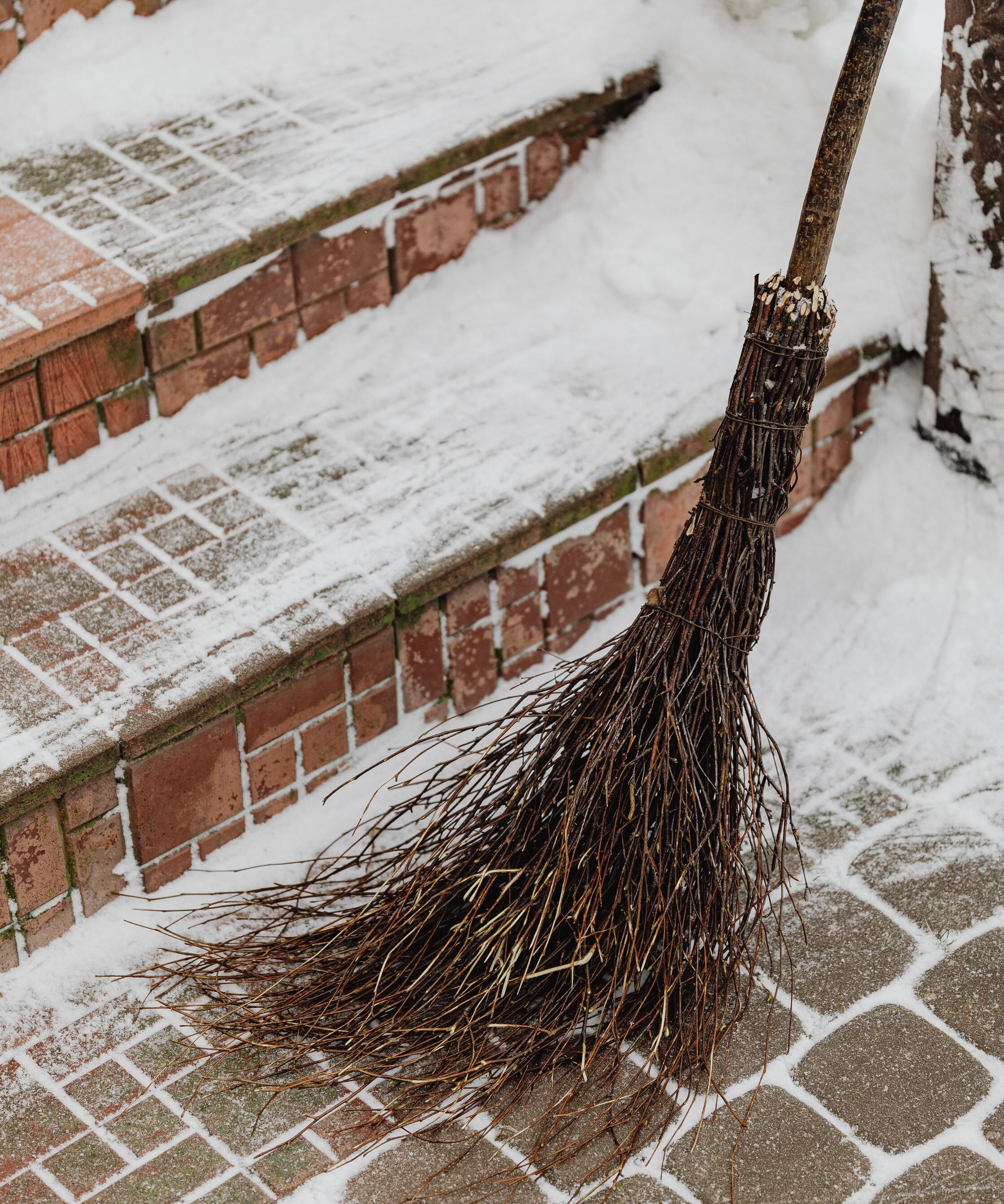 What Is a Cinnamon Broom? History, Uses & How To Use – Art Of The Root